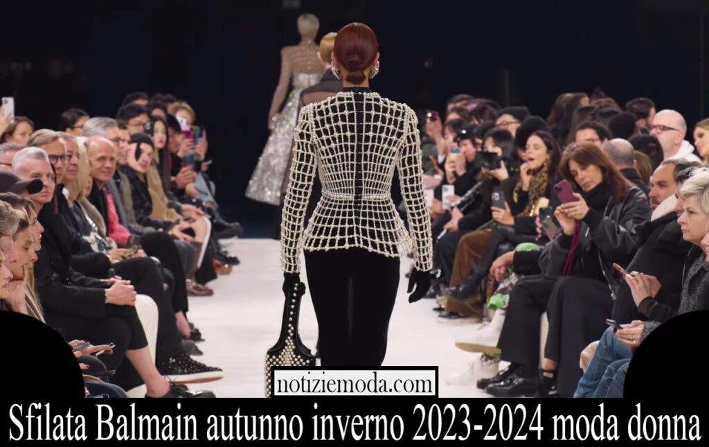 Sfilata Balmain autunno inverno 2023-2024 donna